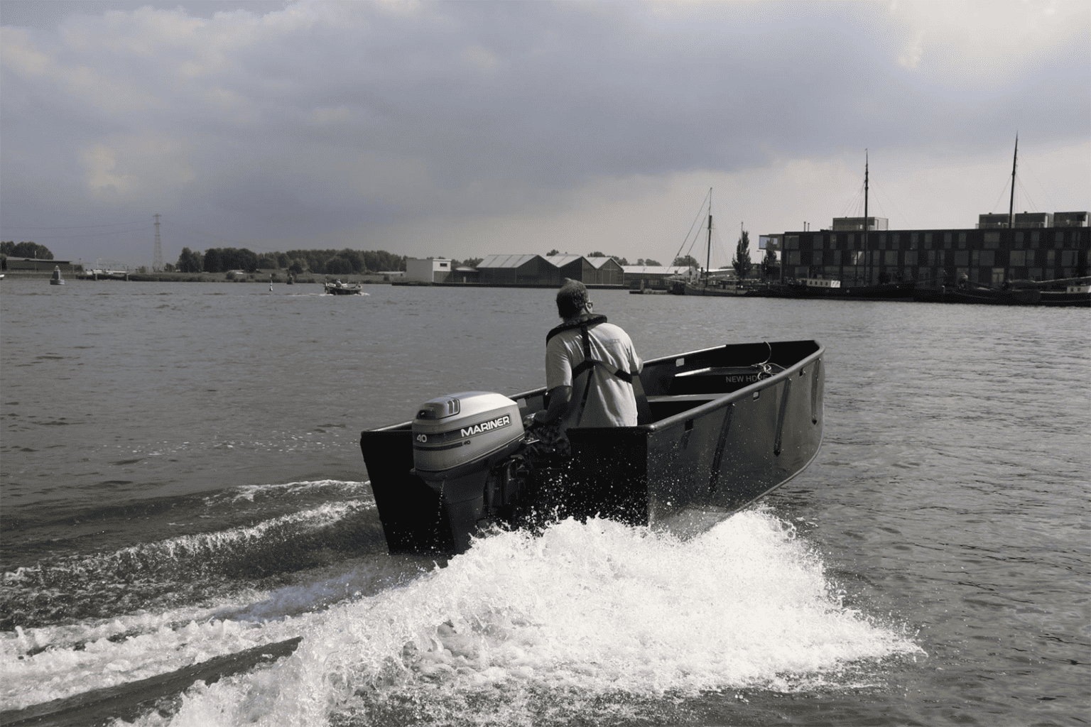 BW – Building indestructible boats